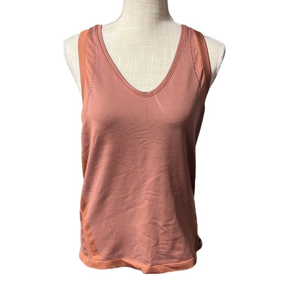 Athleta | Tops | Nwt Athleta Allyson Felix Legend Shine Workout Tank ...